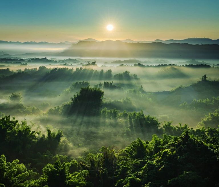 【2026全台日出景點】迎接元旦第一道曙光！元旦日出時間地點、日出音樂會總整理 - 好好玩FUNIT 2026